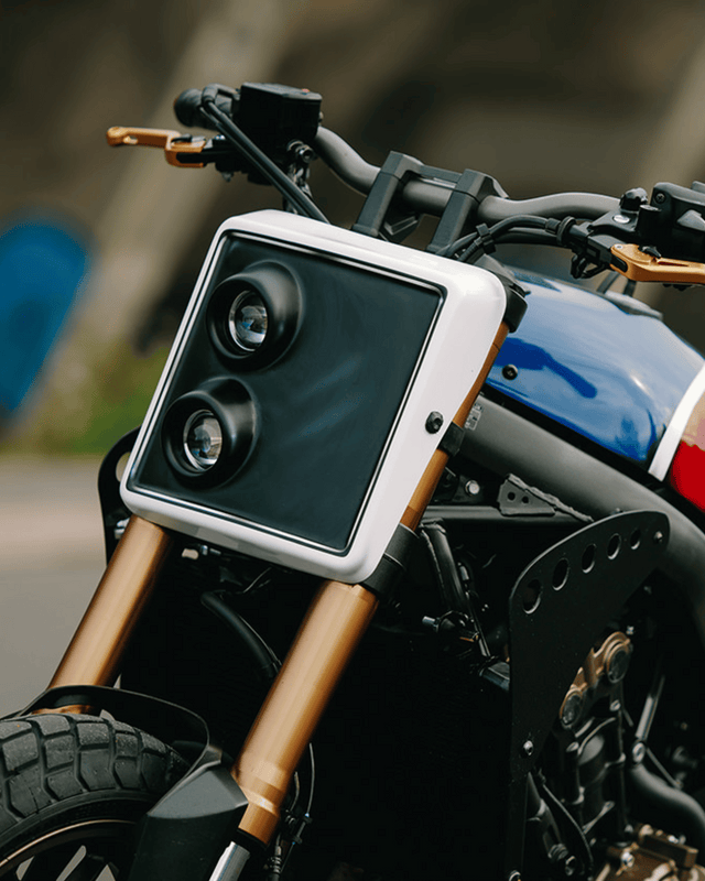 Flat Tracker Fairing With Lights | C.Racer Fairings | Cafe Racer Club